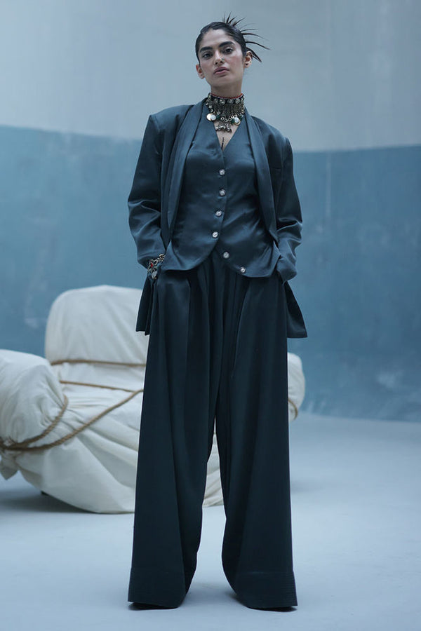 SS25-16 - Spring Summer 2025 by Rozina Munib